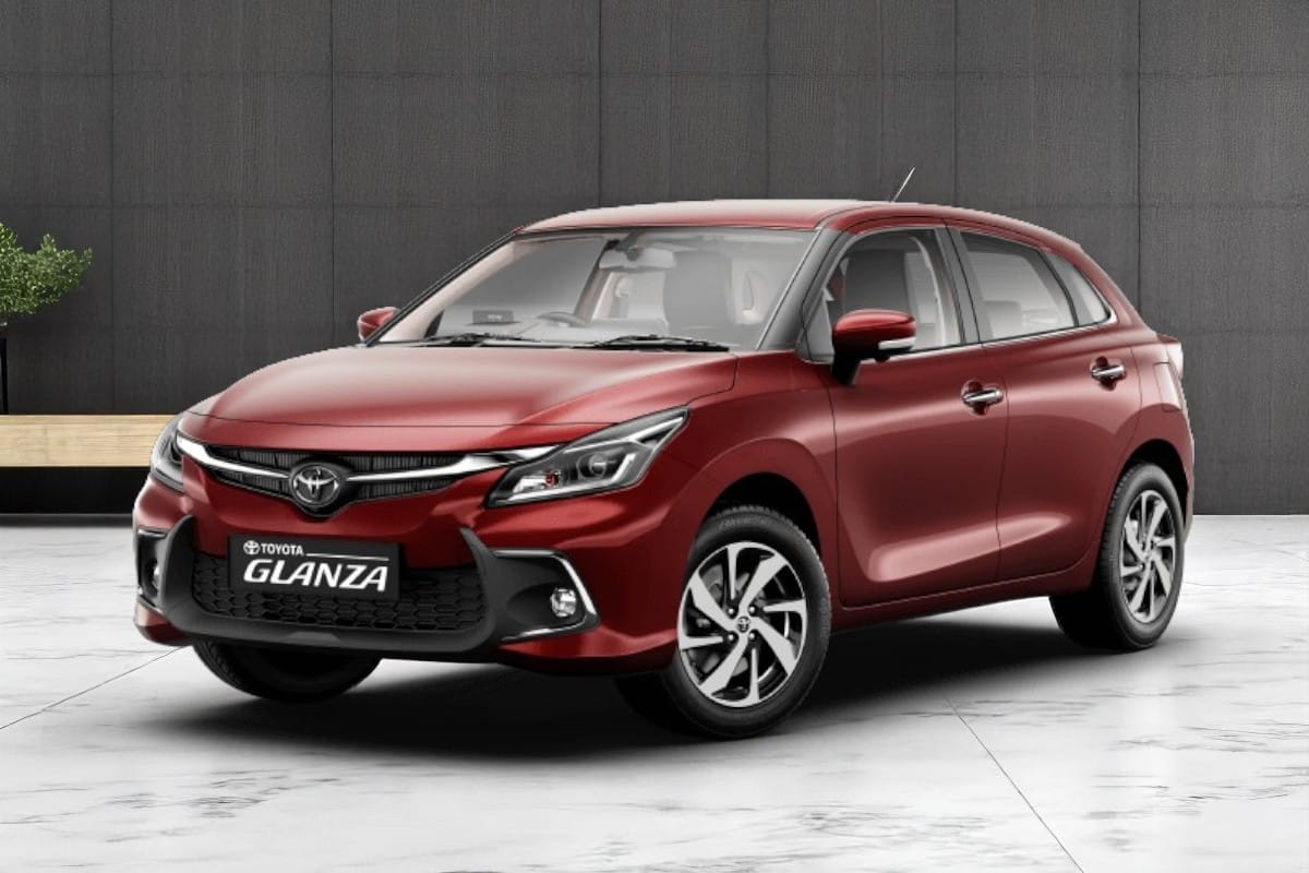 Toyota Glanza Sportin Red – Check Sportin Red Price & Images | Autocar ...
